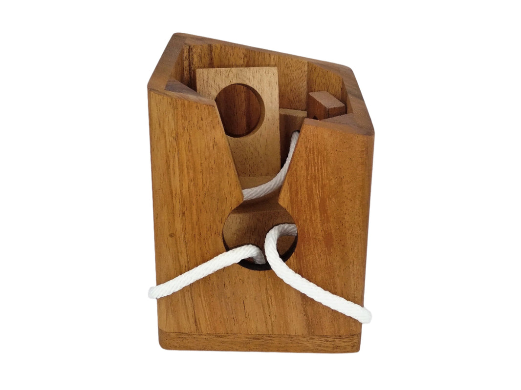 Wooden Puzzles – Puzzling Puzzles